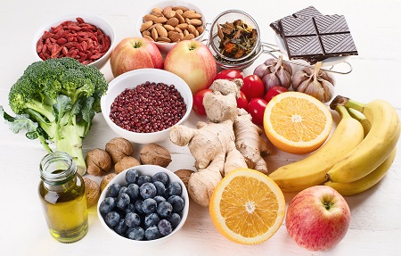 Diet kaya polifenol mencegah peradangan pada orang tua